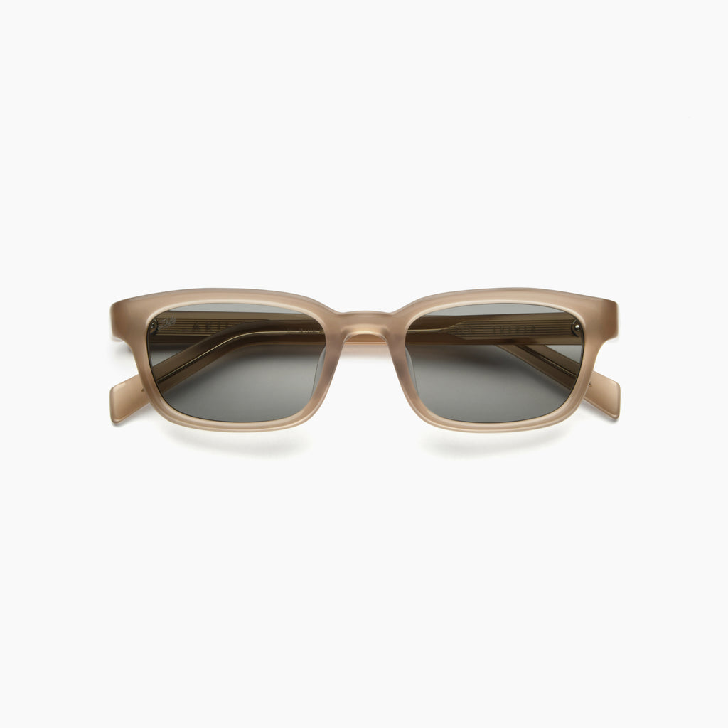 Essentials – AKILA